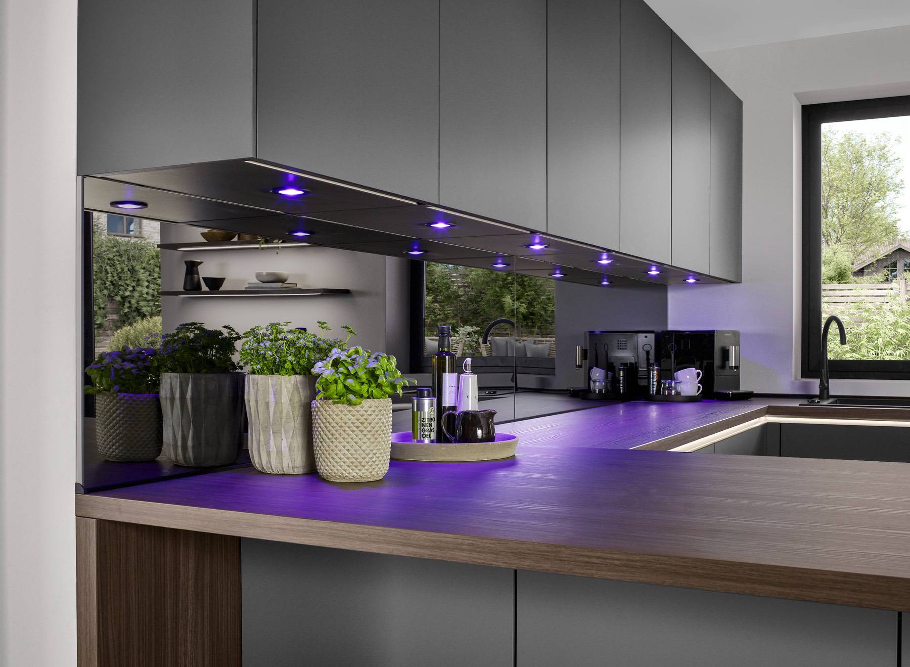The 5 Types of Kitchen Lighting and Where to Include Them